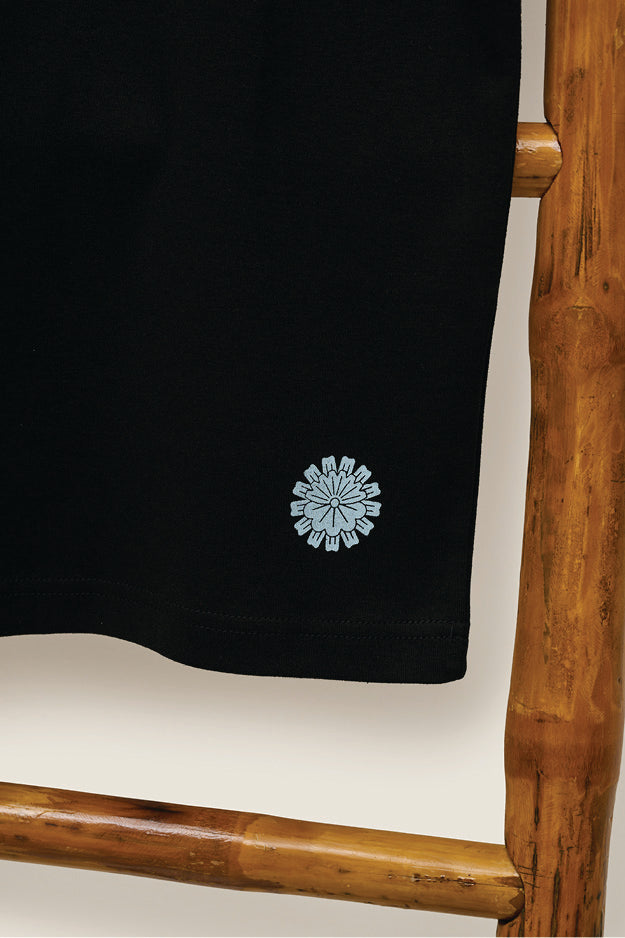 Bunga Raya T-Shirt - Black – Nala Japan